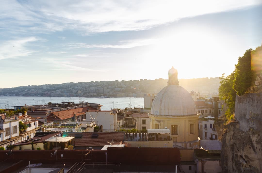 Ferry to Naples: Information, Routes, Ferry Companies | Ferryscanner