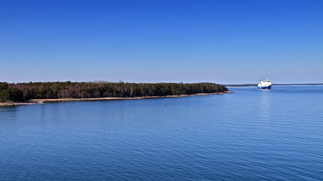 Ferry to Langnas: Information, Routes, Ferry Companies | Ferryscanner