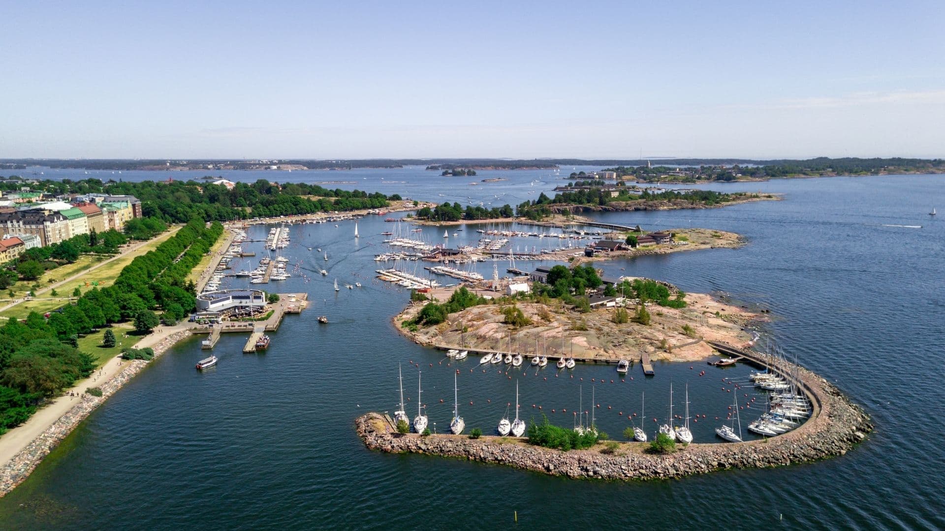 Ferry to Helsinki: Information, Routes, Ferry Companies | Ferryscanner