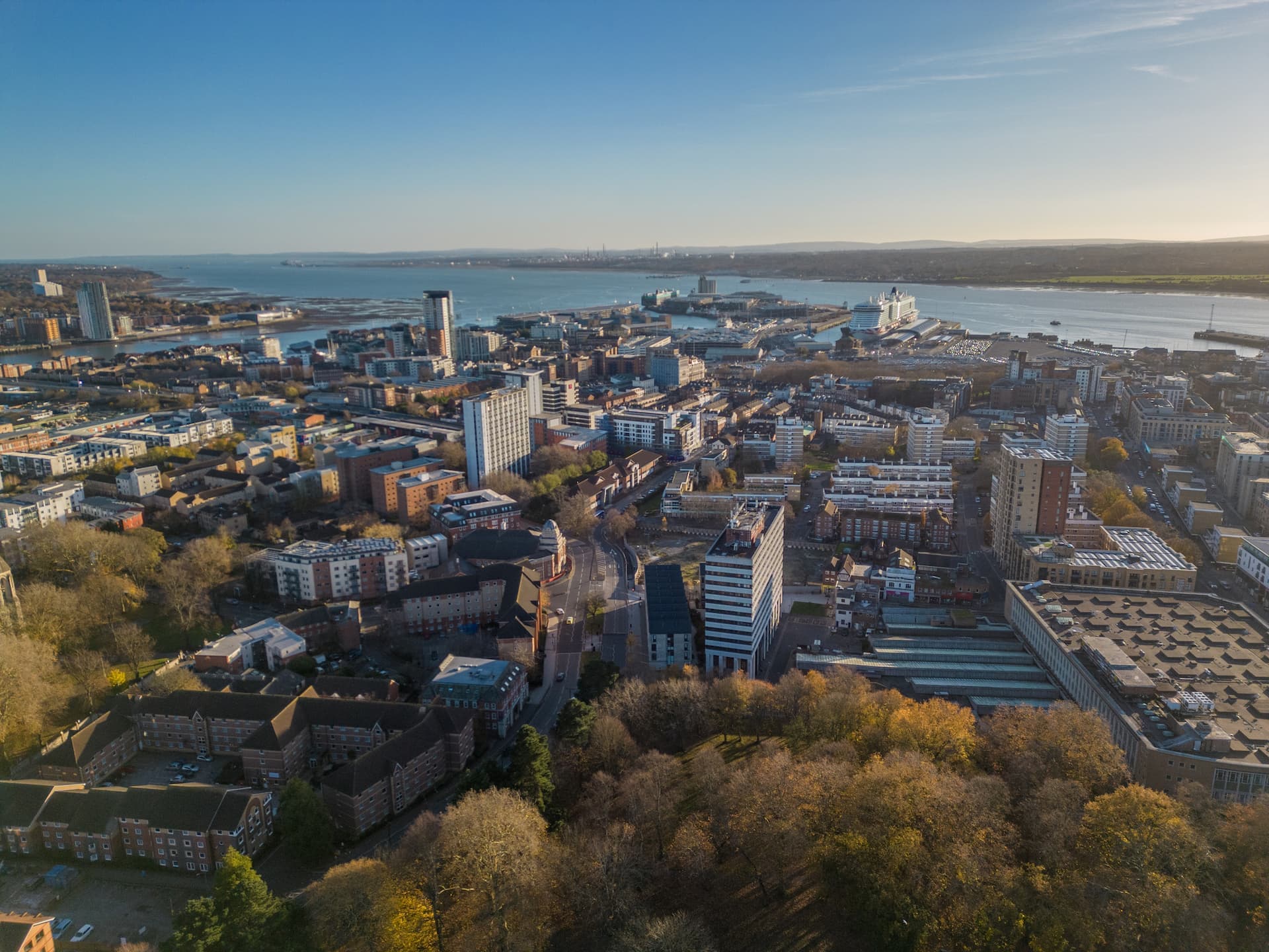 Red Funnel Ferries: Tickets, Offers, Routes | Ferryscanner
