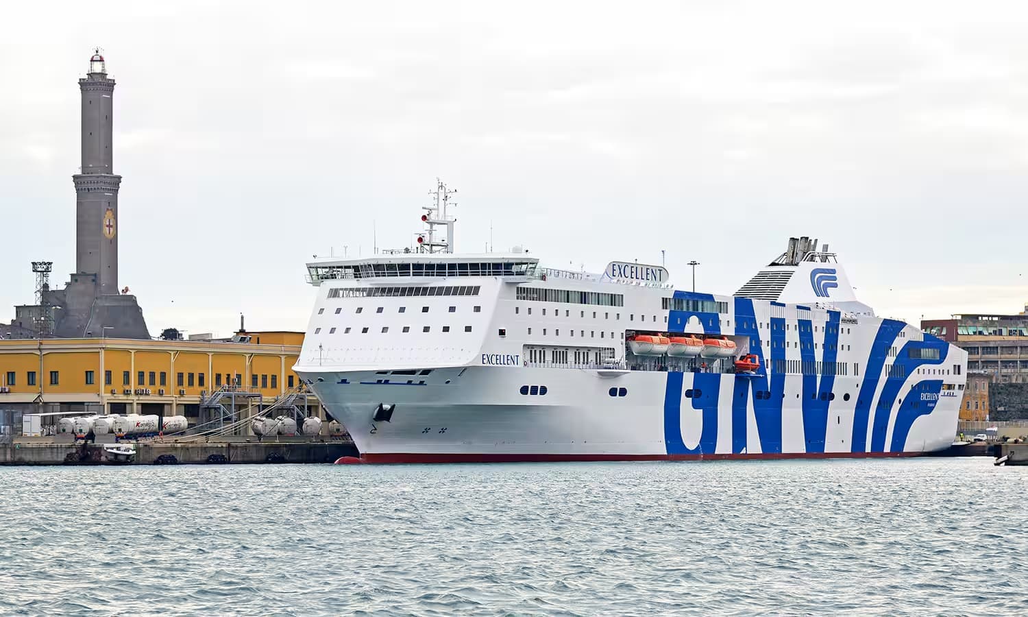Grandi Navi Veloci: Traghetti, Rotte, Offerte | Ferryscanner